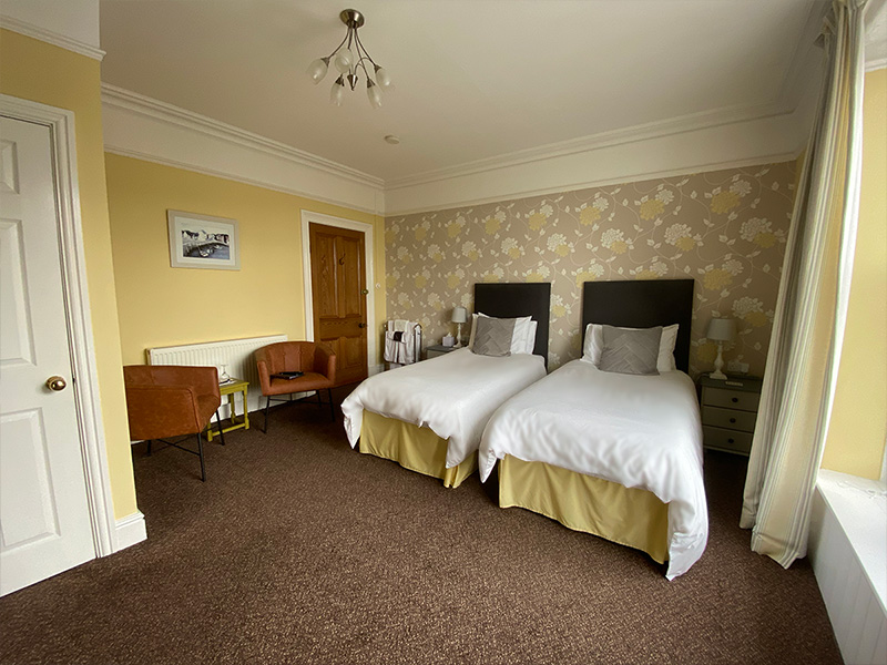 Welcome to Leahurst Bed and Breakfast Tywyn - Leahurst B&B